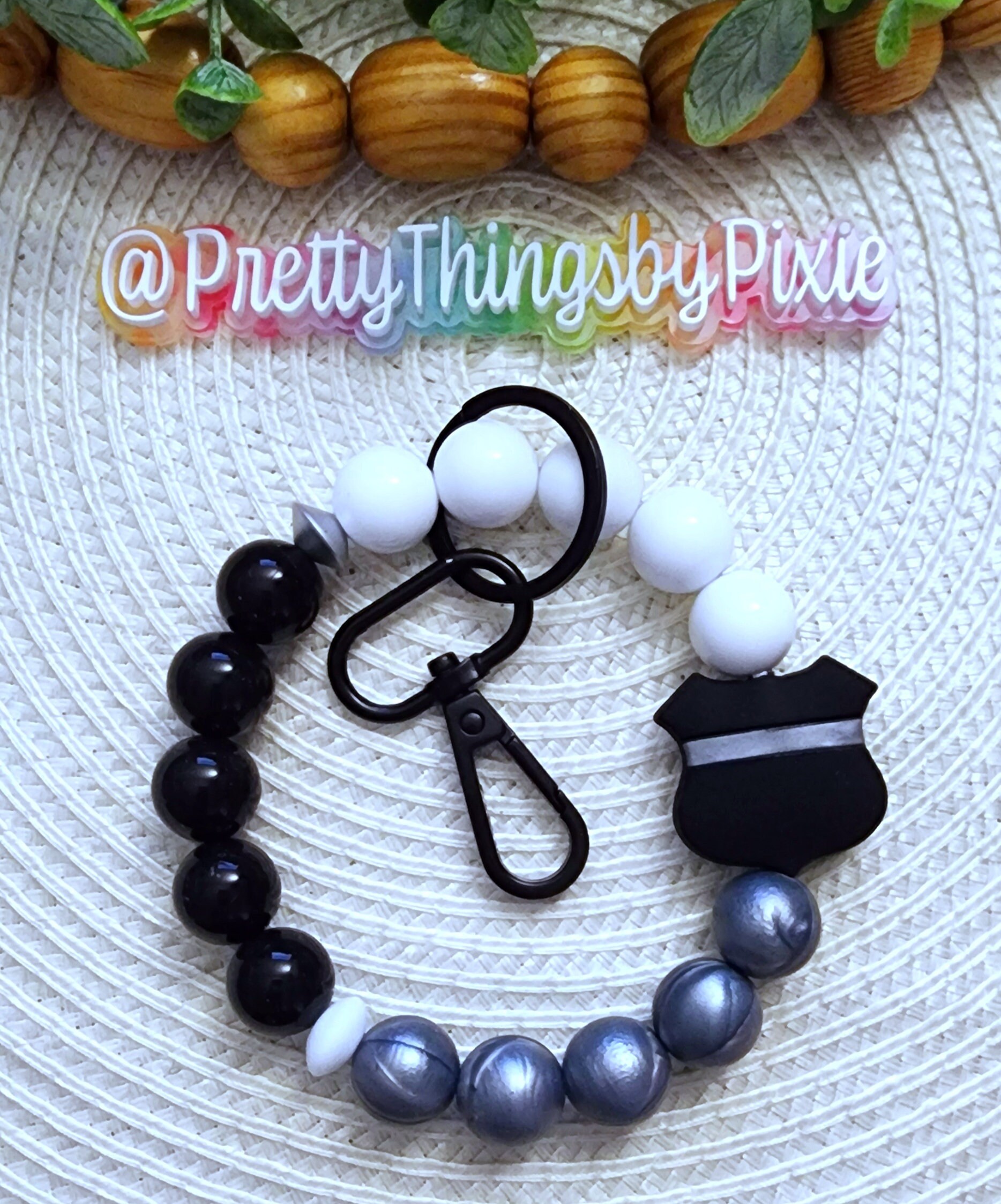 Beaded Thin Gray Line Keychain / Corrections Officer Beaded Wristlet ...