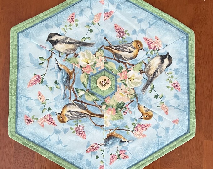 Hexagon Spring Birds Table Topper - Etsy