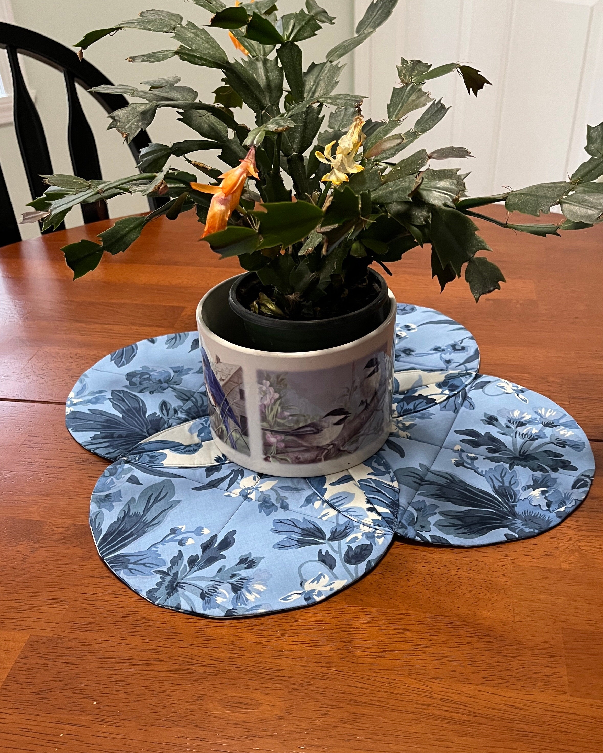 Shades of Blue Table Mat - Etsy