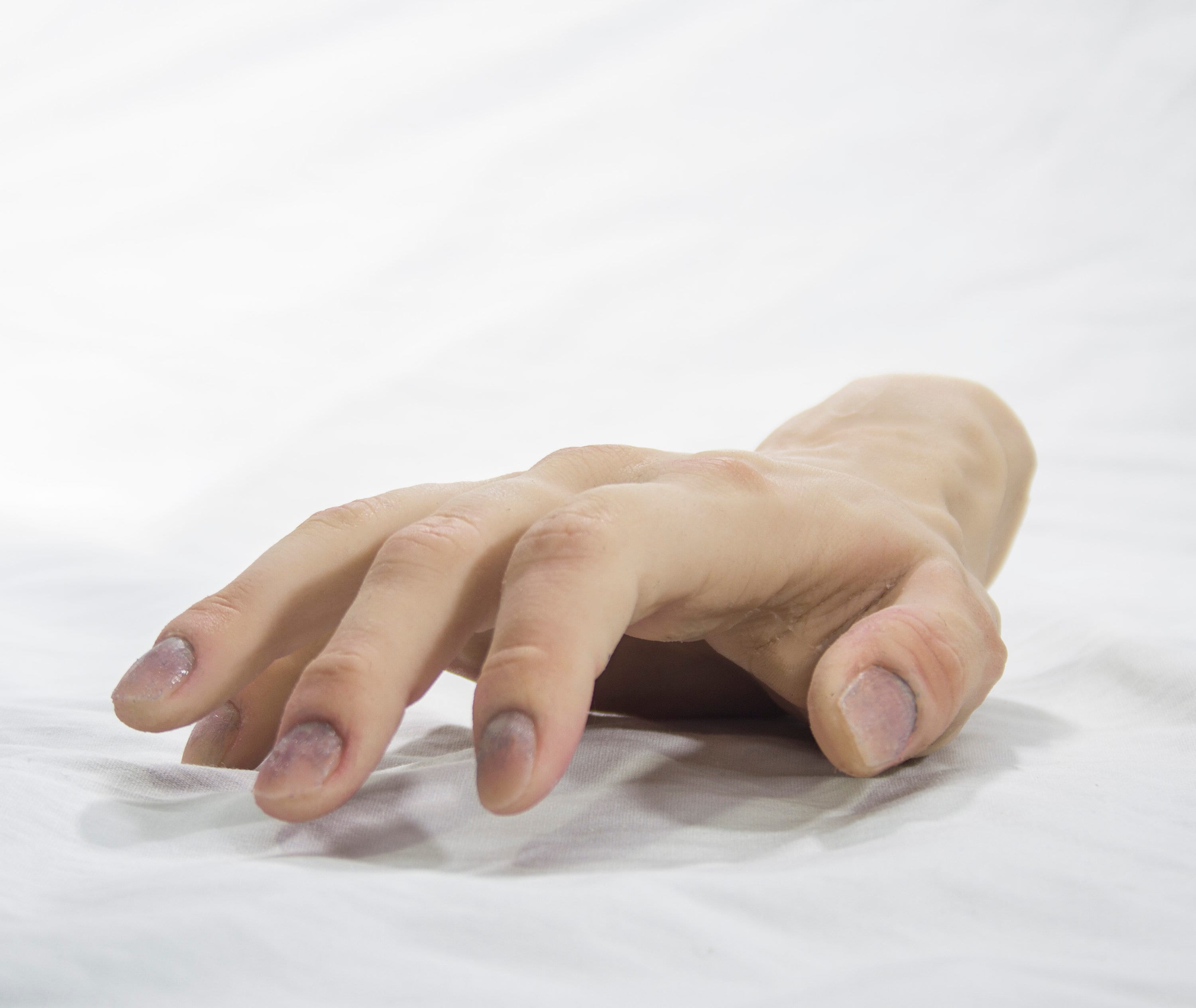 Pose-able Painted Pair of Silicone Female Mannequin Hand - Light Skin ...