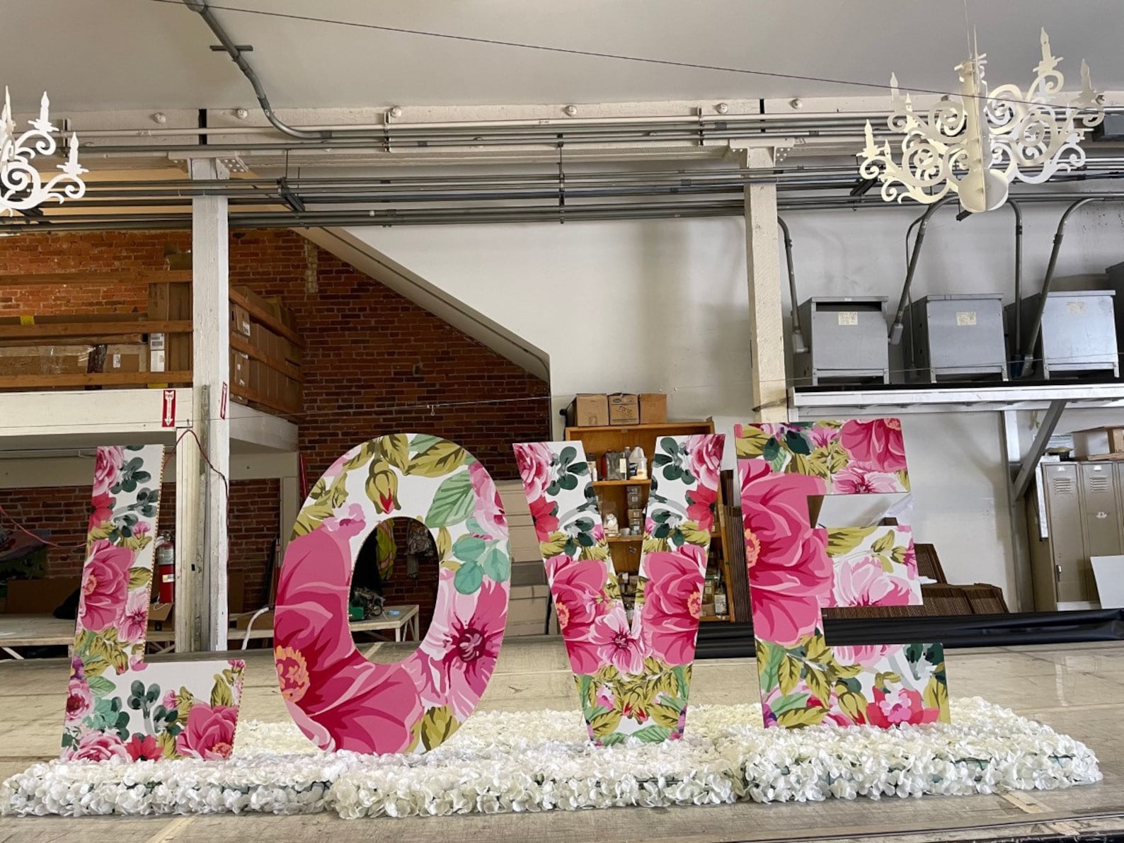 LARGE LOVE Letter With Roses Cutouts Love Party Props Love - Etsy