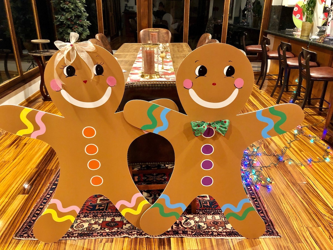 Christmas Gingerbread Men Decoration | Gingerbread Men Cutout ...
