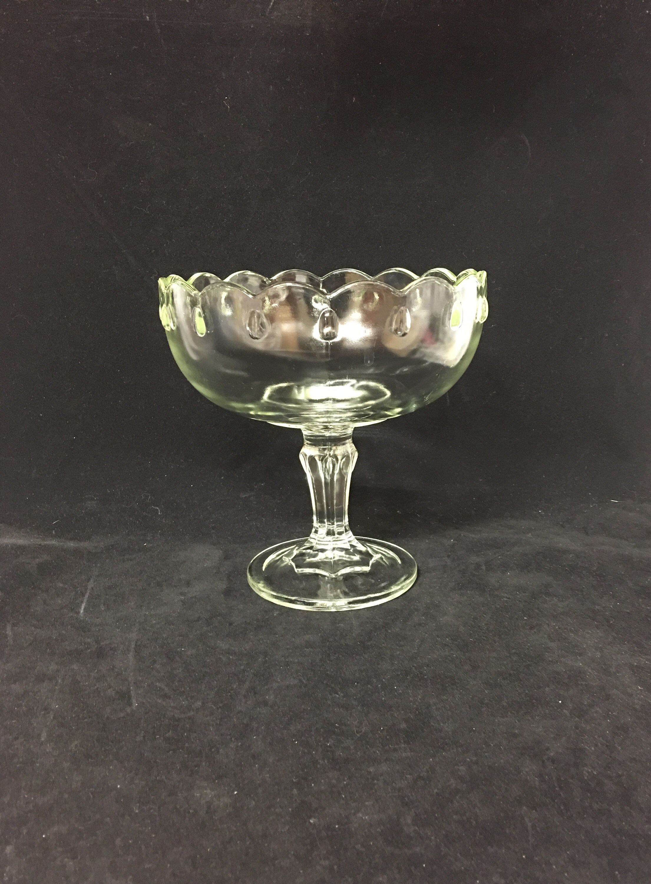 Inverted Thumbprint Pattern 6 In GREEN GLASS Ruffled Edge COMPOTE Tall ...