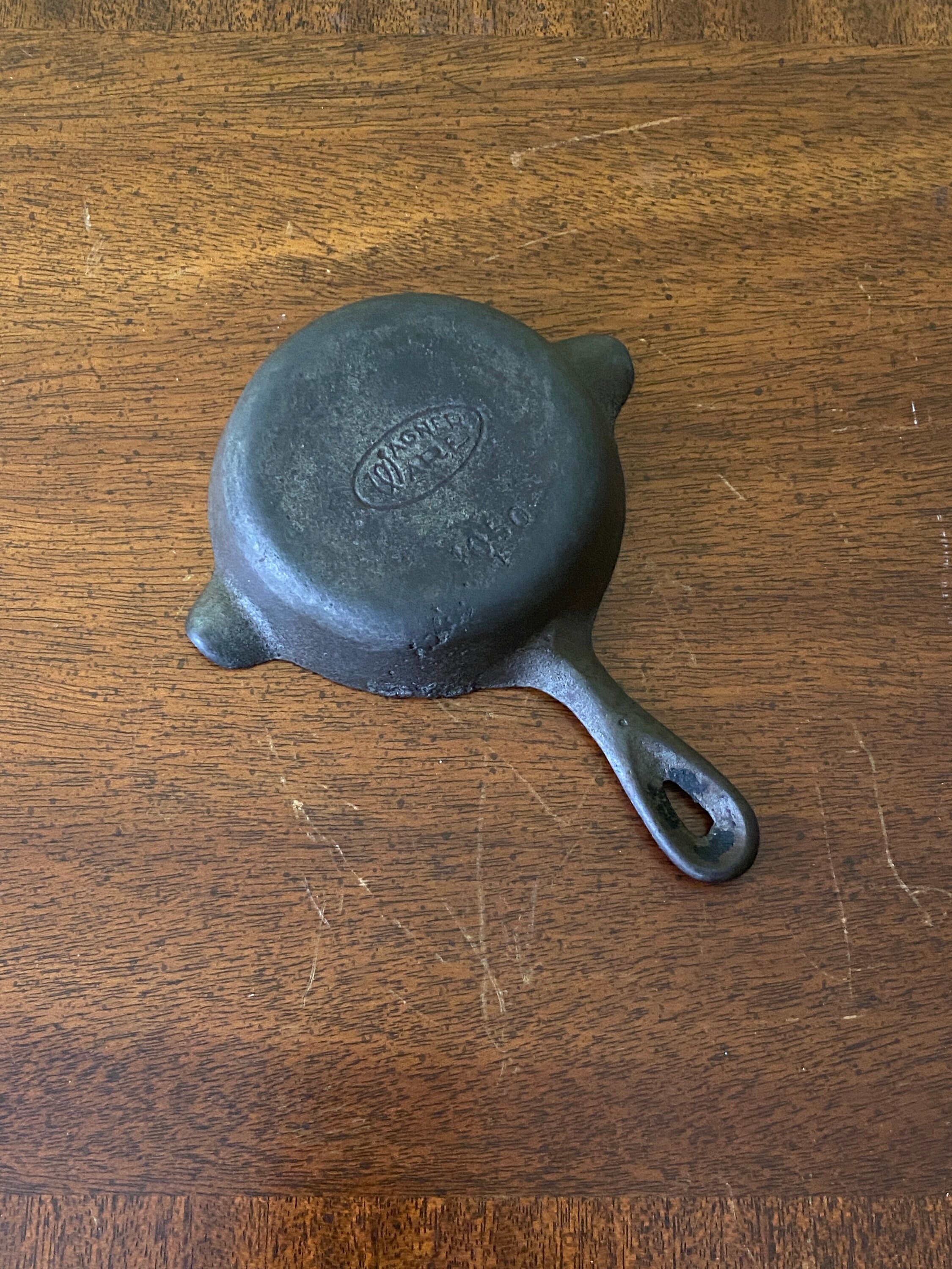 Wagner Ware Cast Iron Spoon Rest / Ashtray