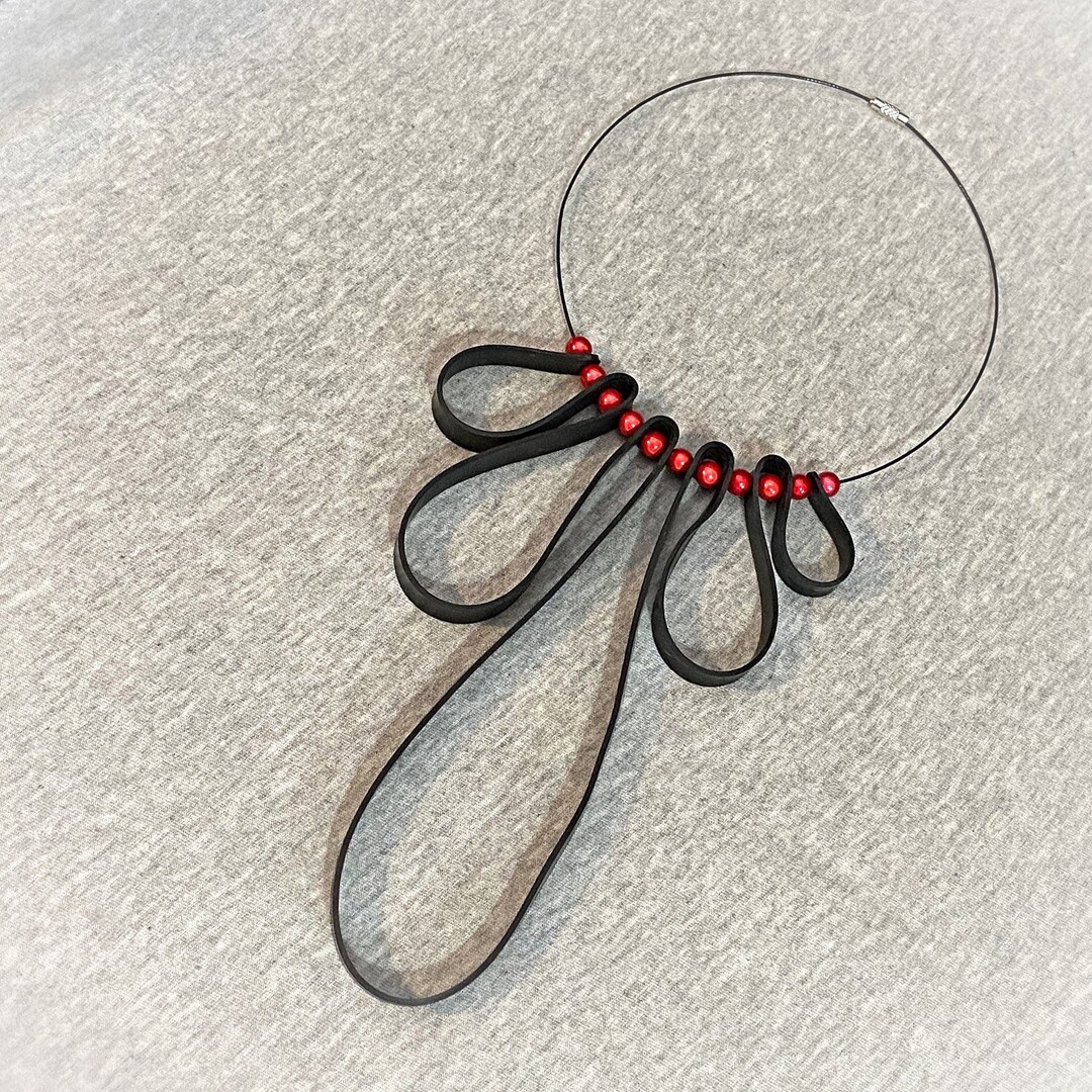 Necklace, Rubber, Glow Bead Necklace, Memory Wire, Jewelry, Avant Garde ...