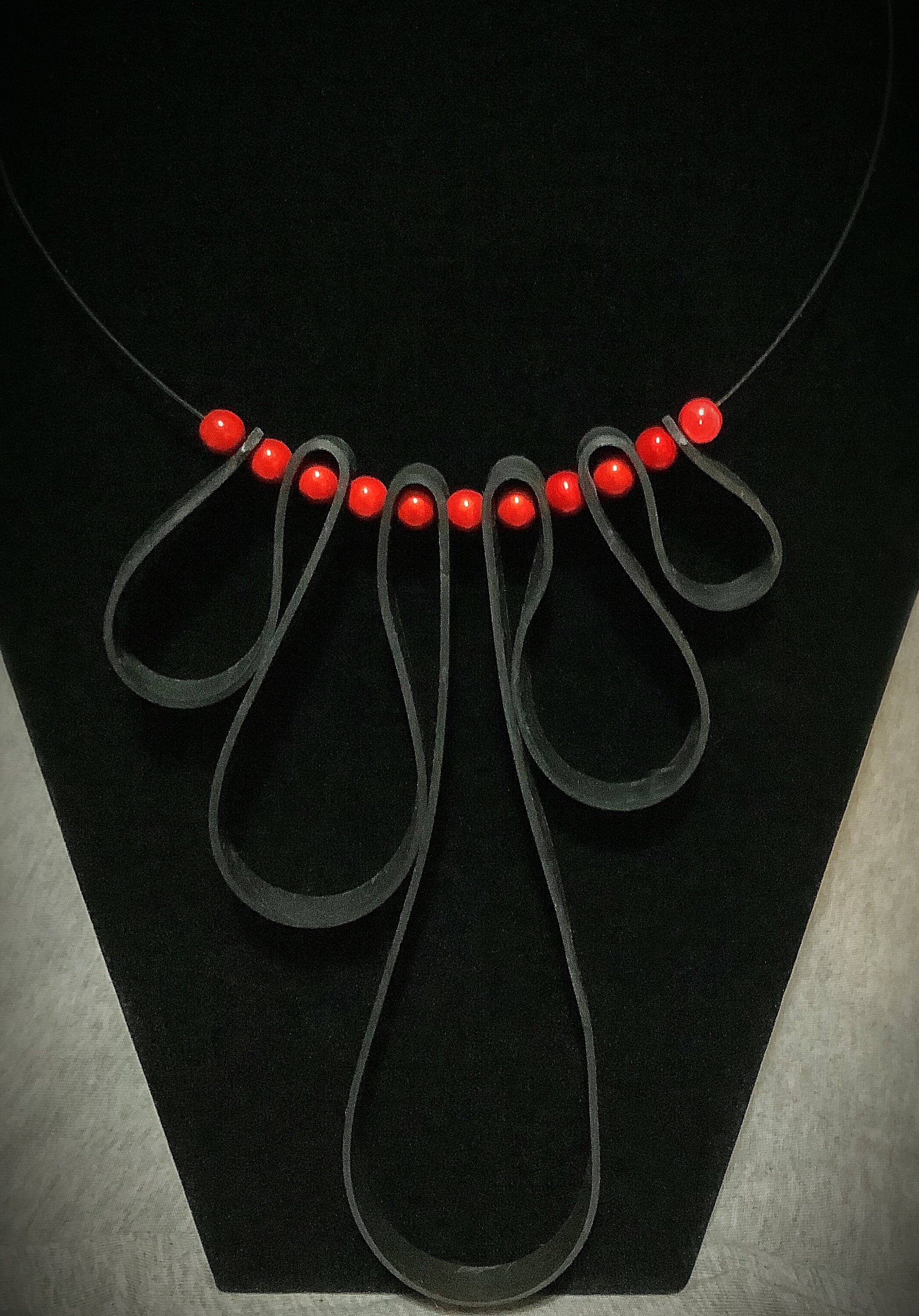 Necklace, Rubber, Glow Bead Necklace, Memory Wire, Jewelry, Avant Garde ...