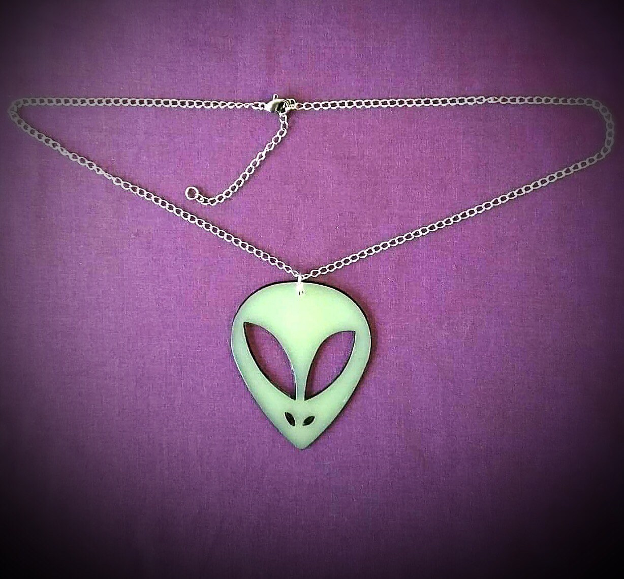 Alien Necklace Alien Jewellery. Glow in the Dark Necklace - Etsy