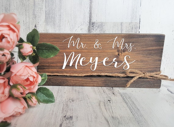 Mr. and Mrs. Sweetheart Table Rustic Wedding Decor Wood - Etsy