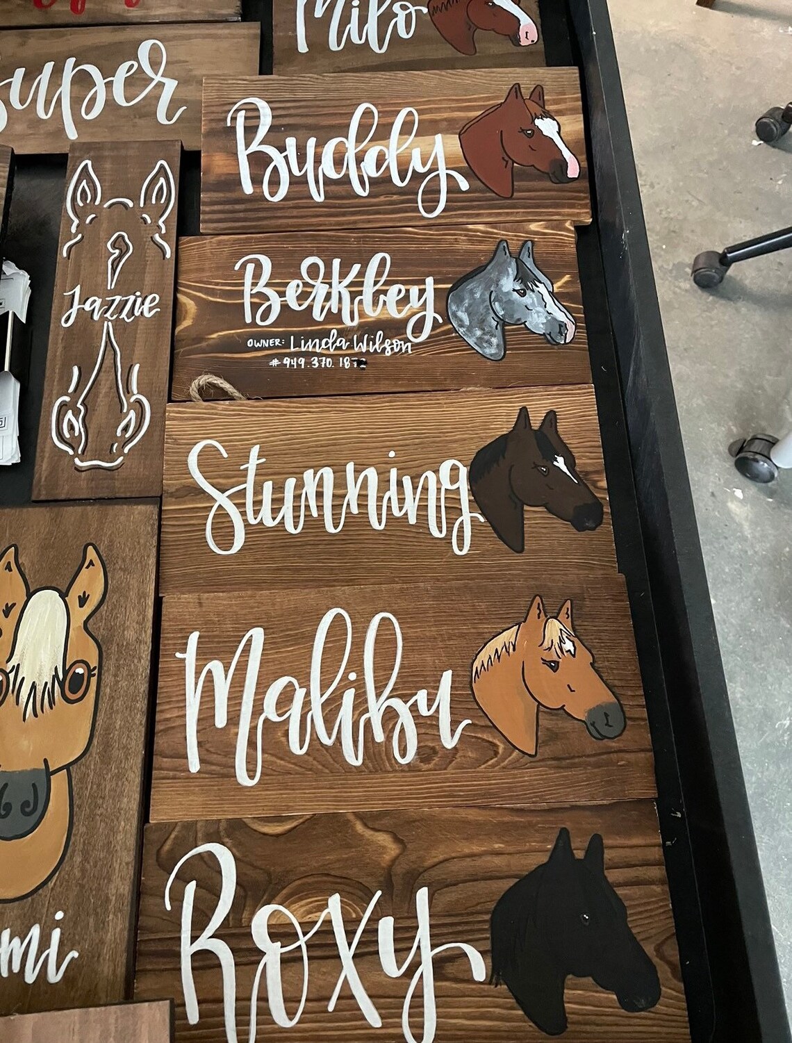 Horizontal Stall Sign - Etsy