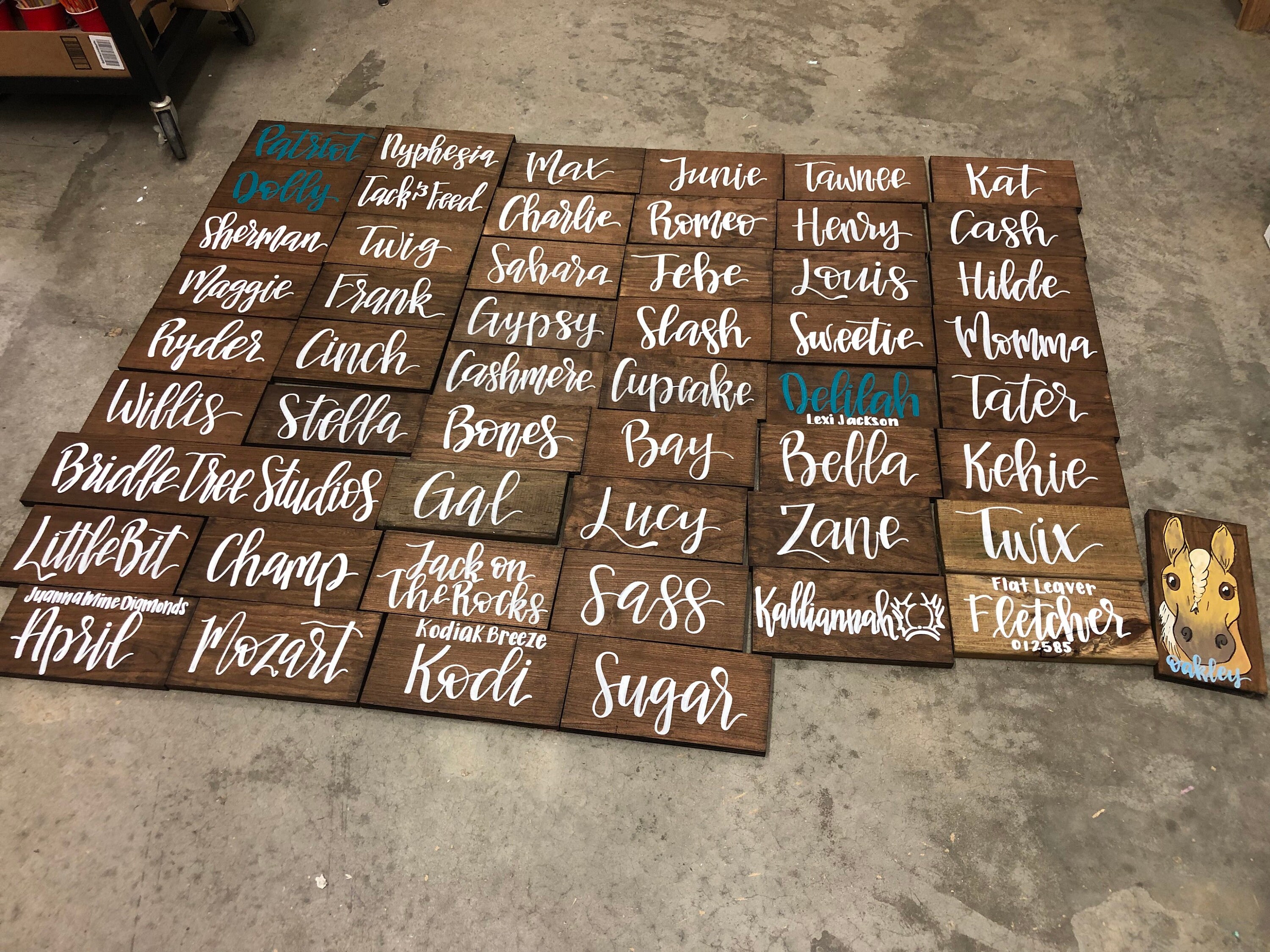 Custom Stall Signs - Etsy
