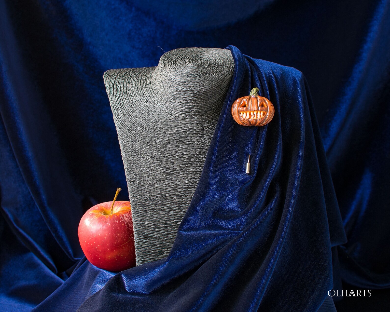 Halloween Brooch With Creepy Pumpkin, Extravagant Pin for Witches, Made ...