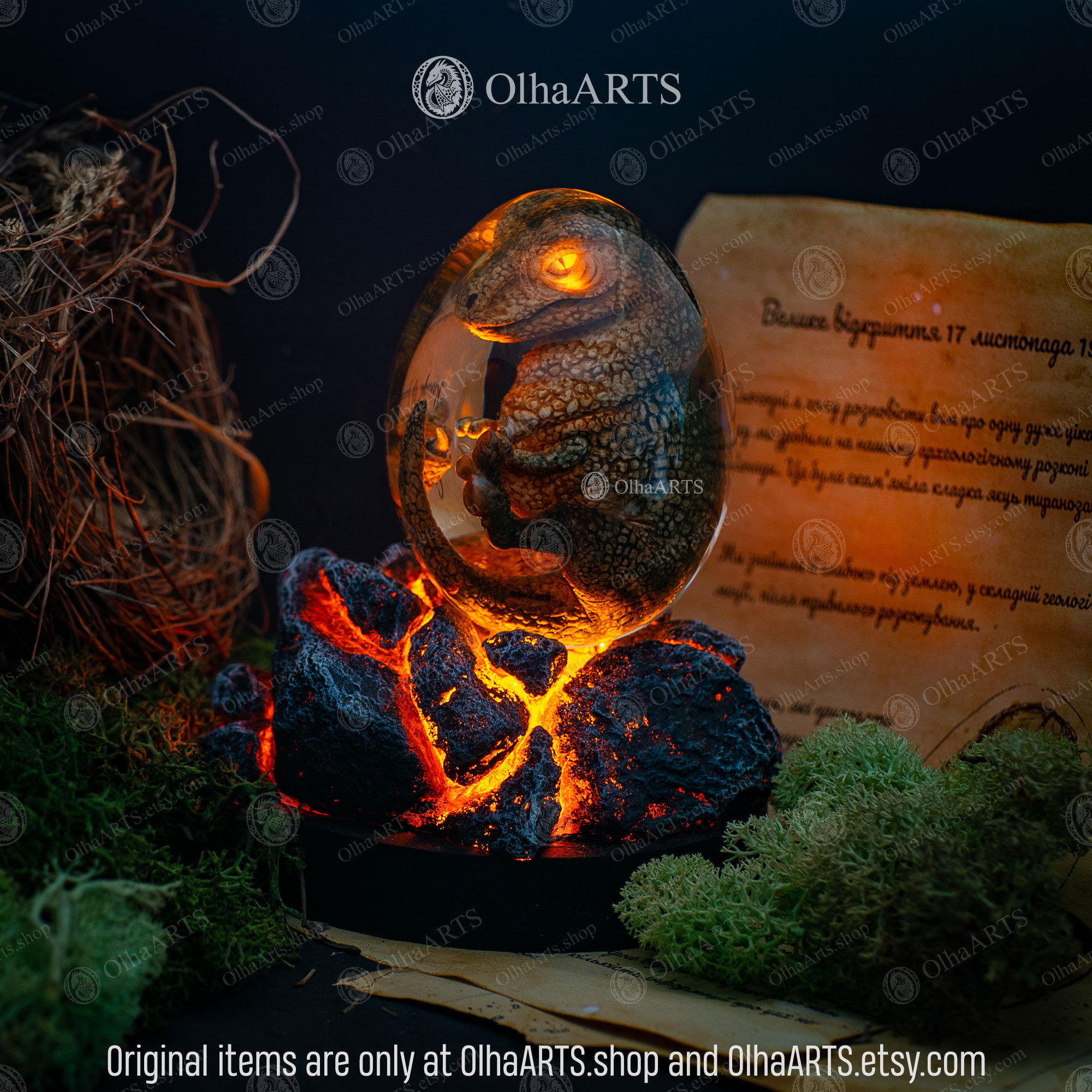 Tyrannosaurus Rex Egg With Realistic Dinosaur Embryo in Crystal Egg ...