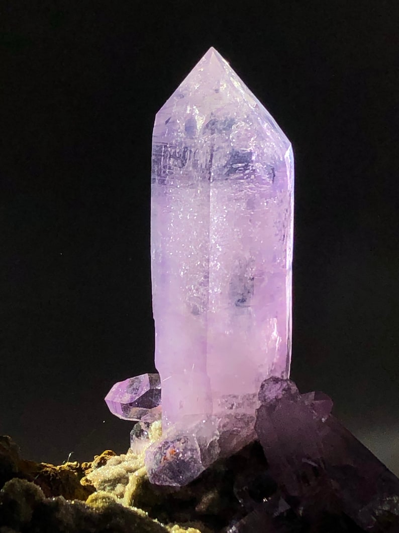 Extraordinary 5.5 New Find Amethyst Flower w/ Unreal | Etsy