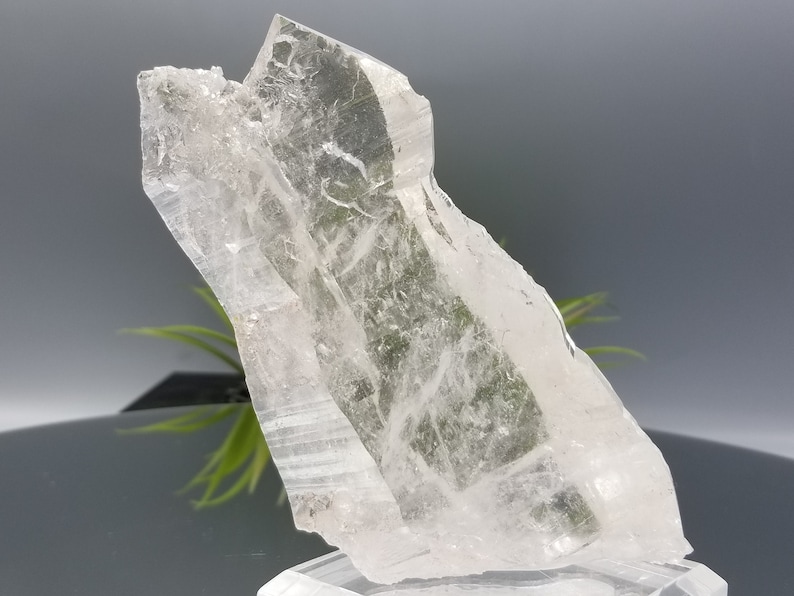 World Class 5" Cathedral Ice Quartz Thats Damage Free, Super Clean With ...