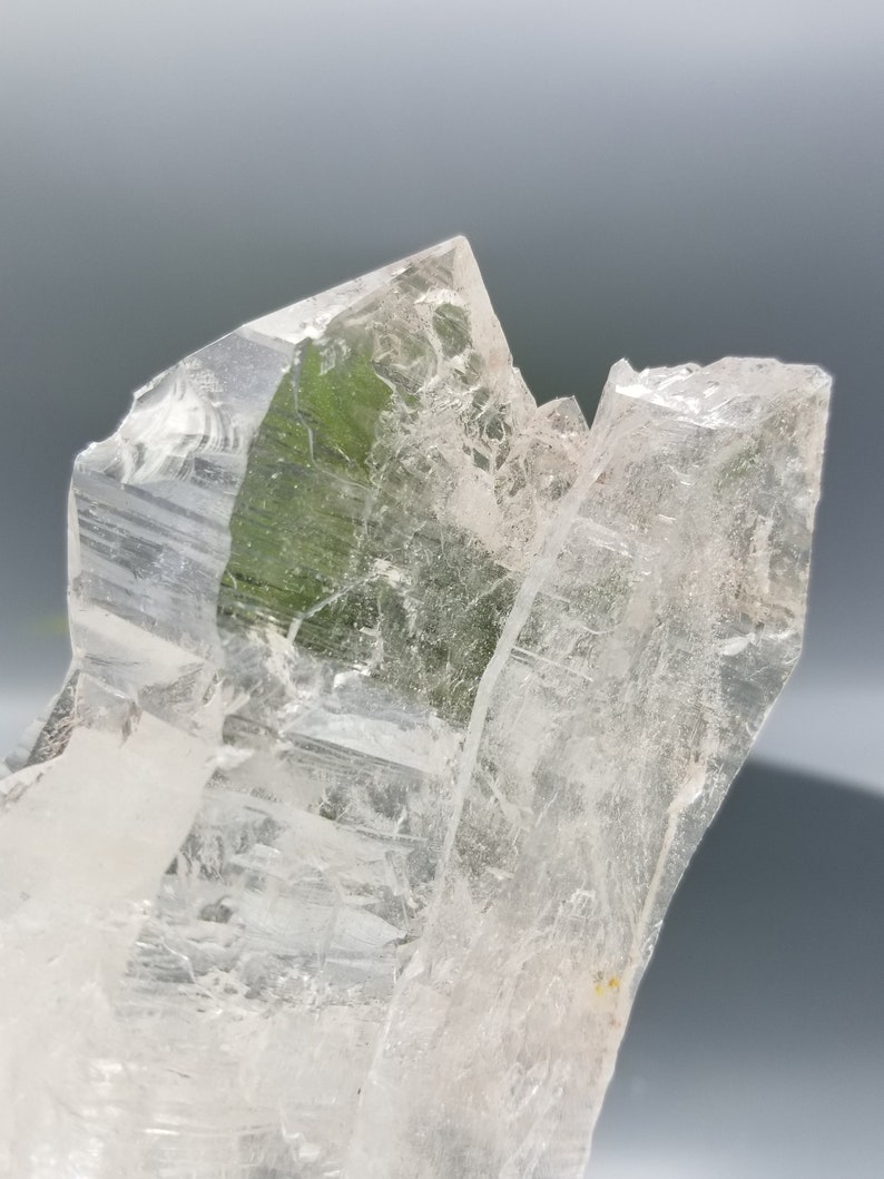 World Class 5" Cathedral Ice Quartz Thats Damage Free, Super Clean With ...