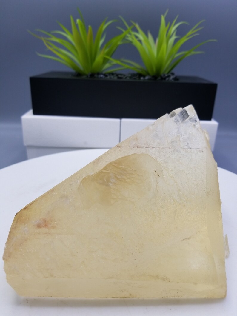 Unreal 5.5 Alien Quartz/Amethyst Formation w/ Triple | Etsy