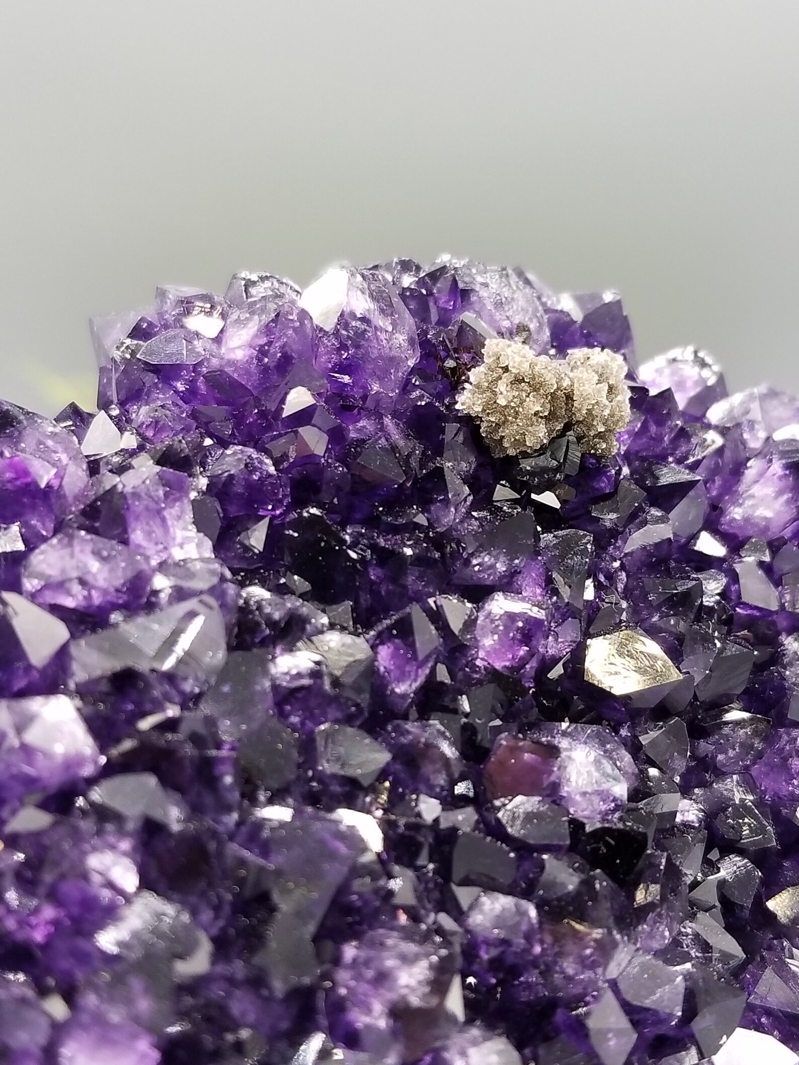 Gorgeous XXL AA Quality Uruguayan Grape Jelly Amethyst Rosette ...