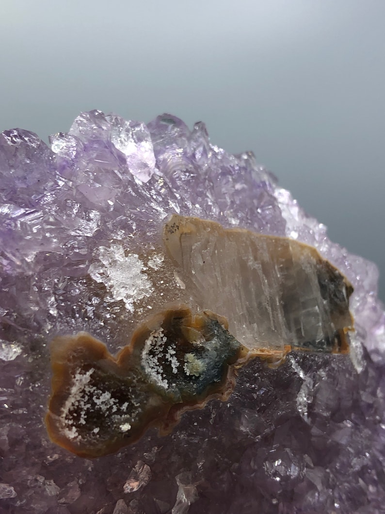 Gorgeous 4.5” Super AA Quality Amethyst Rosette Flower Formation W ...