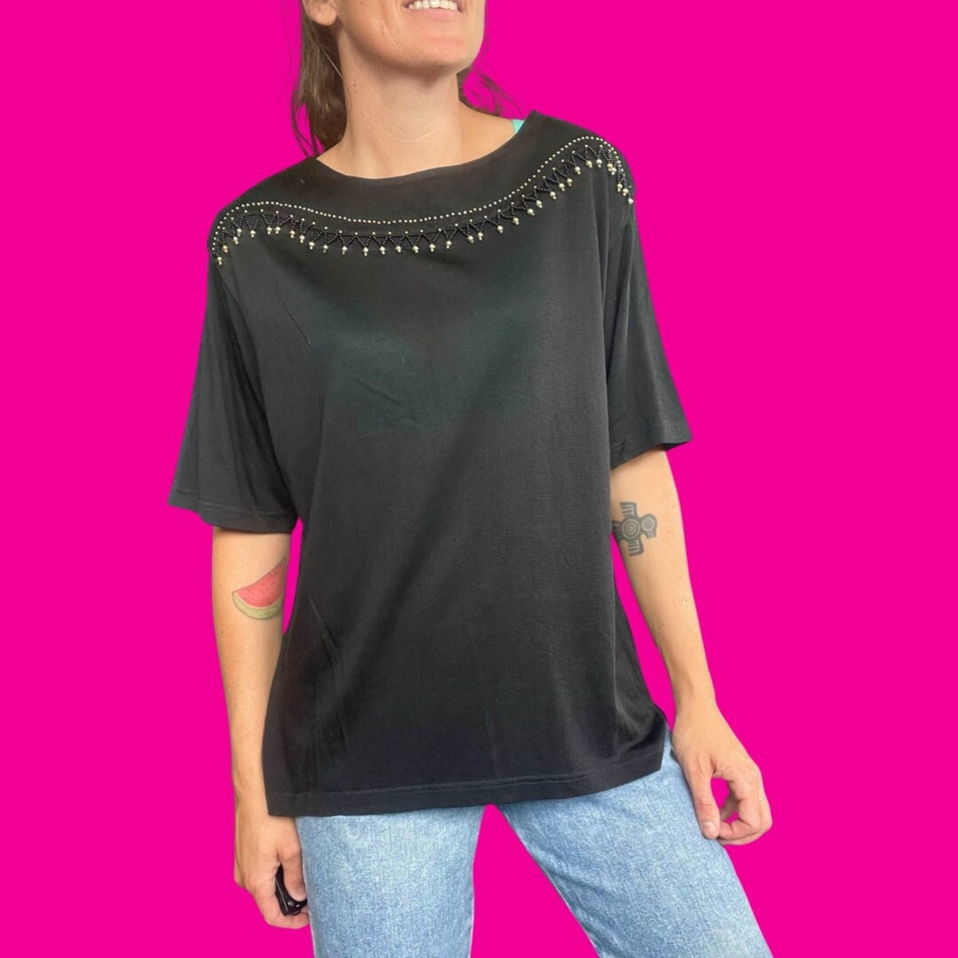 90s Beaded Bedazzled Tee | Black & Gold | Classic | Like New - Etsy