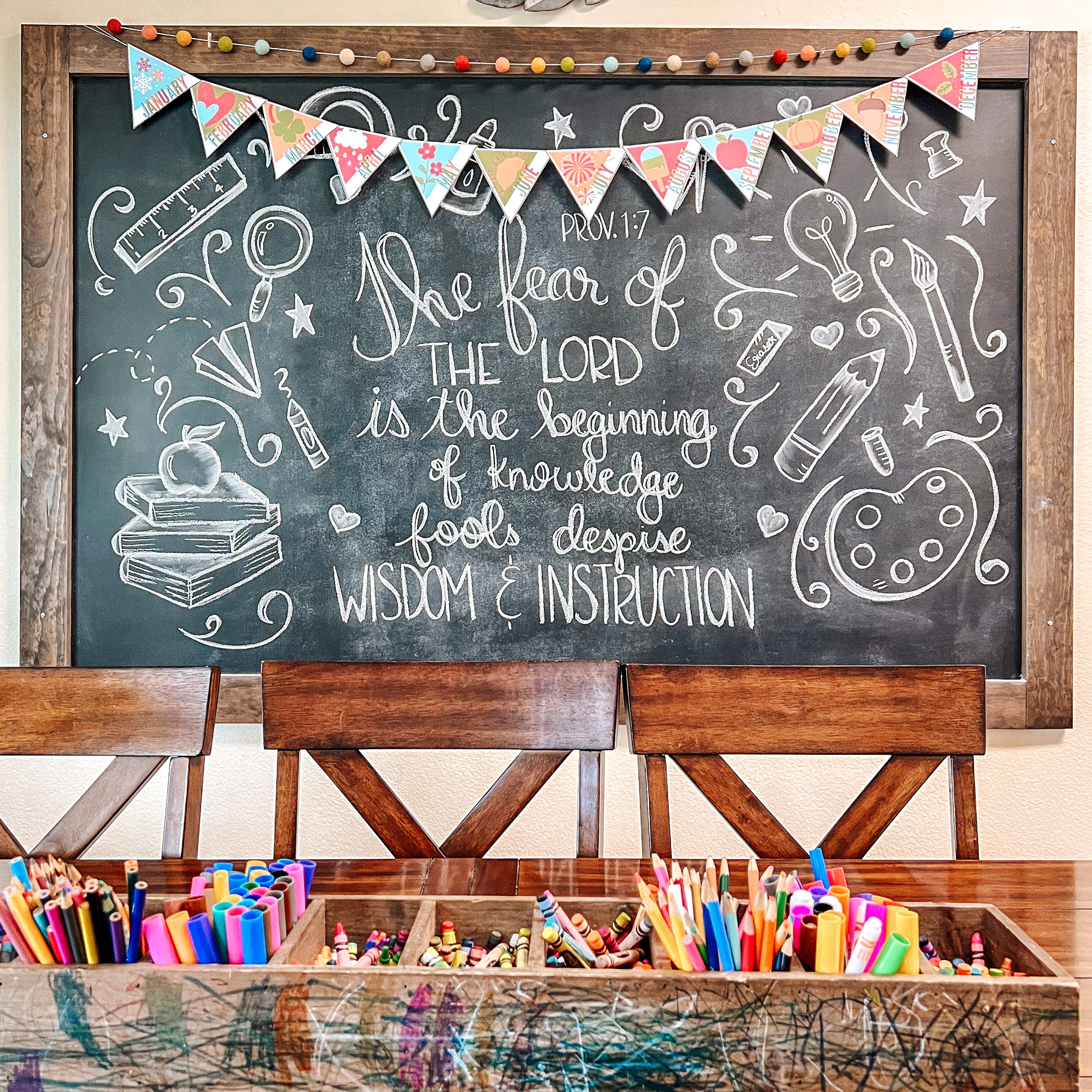Months of the Year Banner, Printable Banner, Classroom Decor, Circle ...