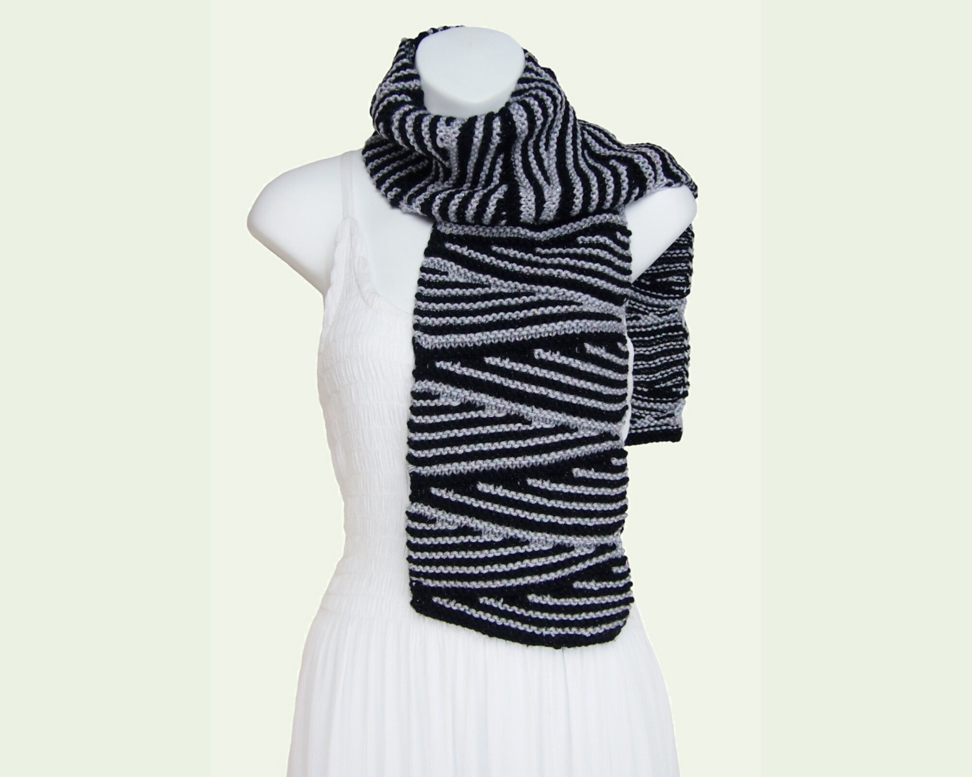 Wedges Hand-knit Zig-zag Two-color Scarves - Etsy