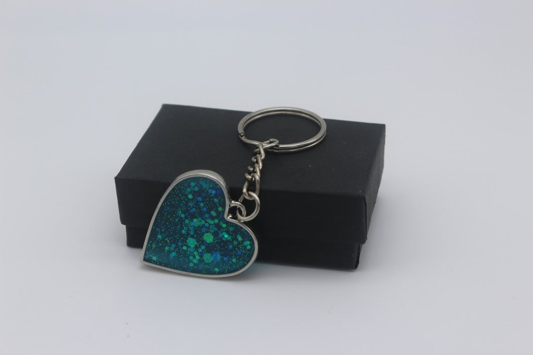 Resin Heart Bezel Keychain - Etsy