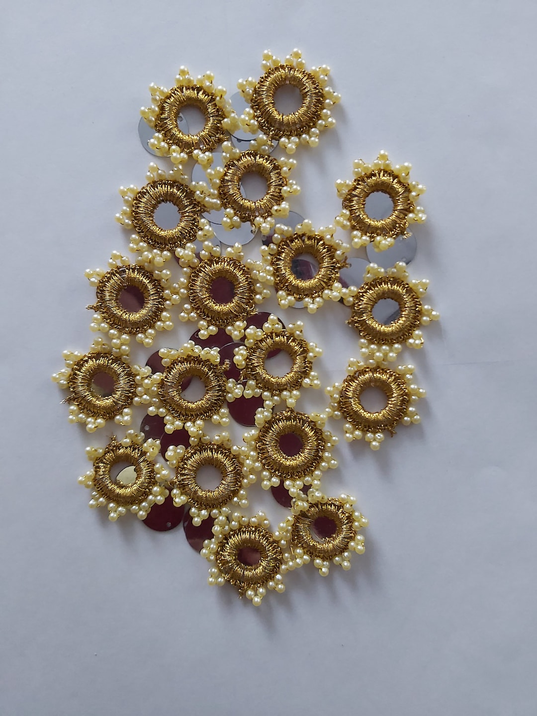50 X Gold Crochet Mirror Rims With Cream Beads + 50 Foil Mirrors for ...