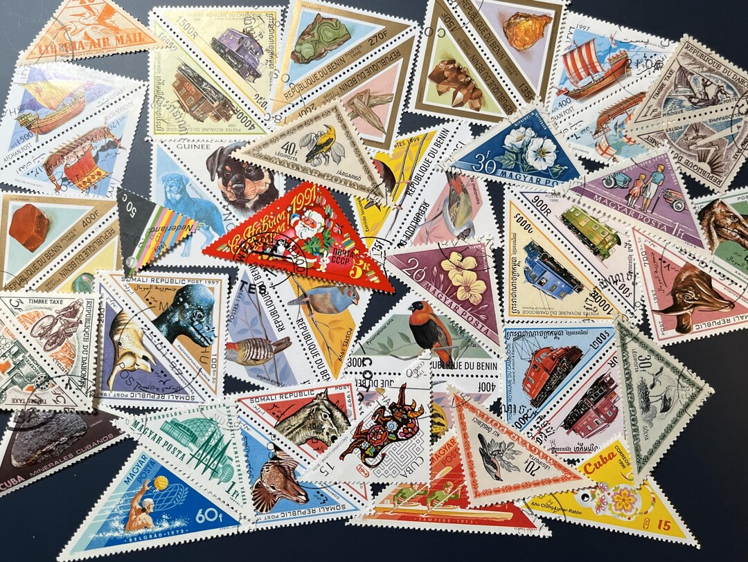 N106- 50 Different Vintage Triangle Stamps Mix | Worldwide Stamps ...