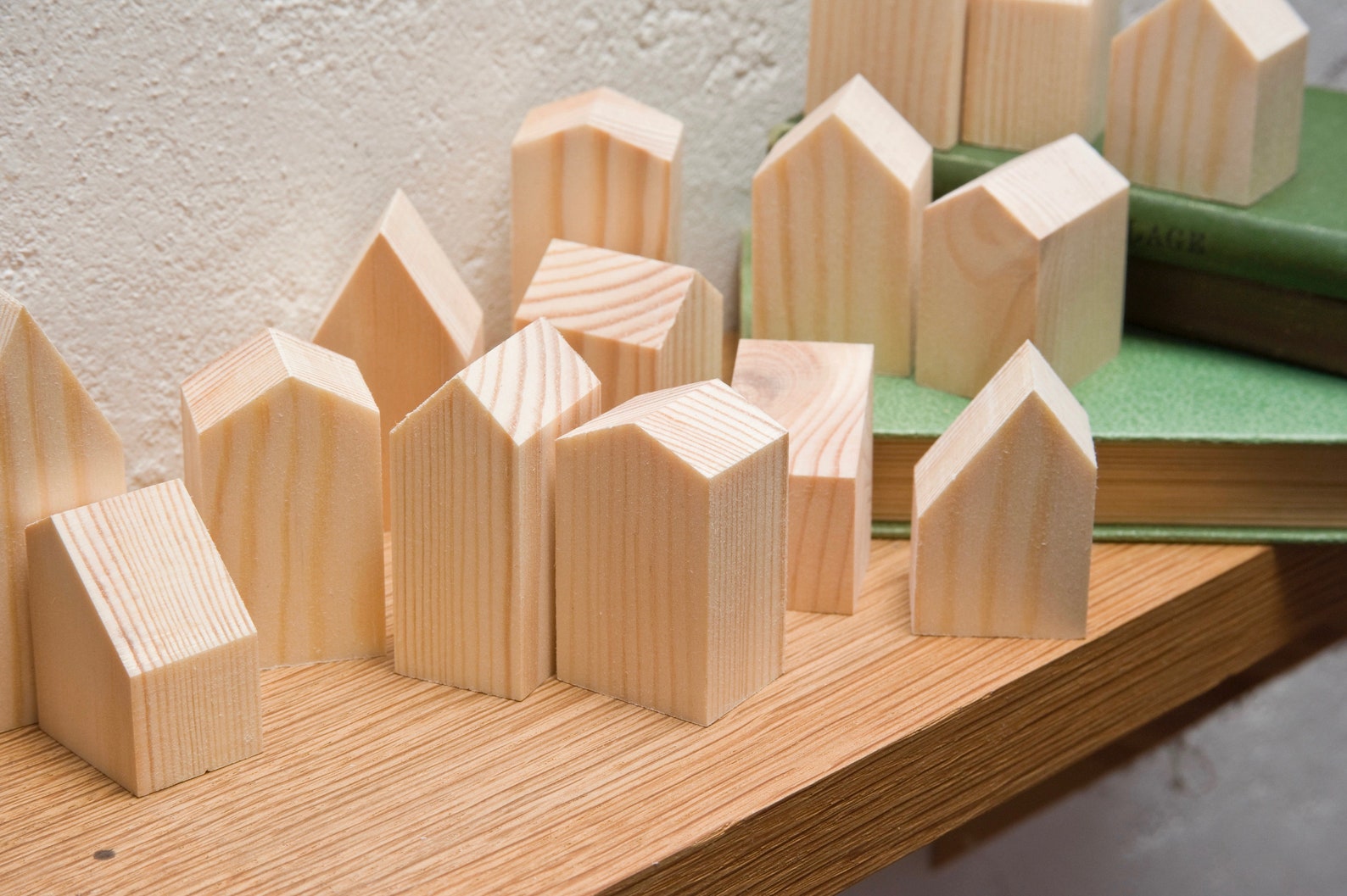 Village in A Box classic: the Original Village in A Box Miniature Small ...