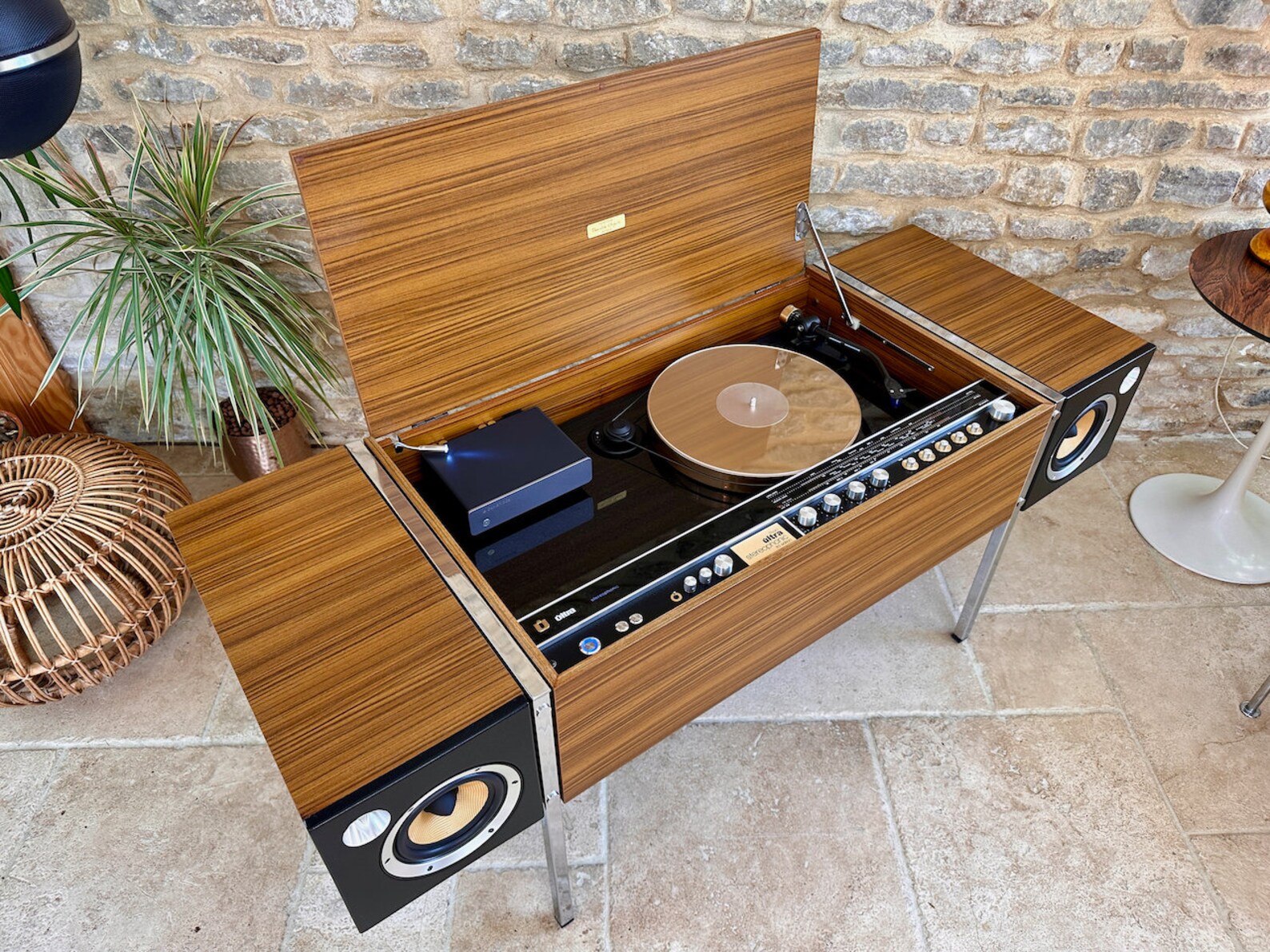 UPGRADED Vintage Thorn Ultra Stereogram Lp TURNTABLE System / Media ...