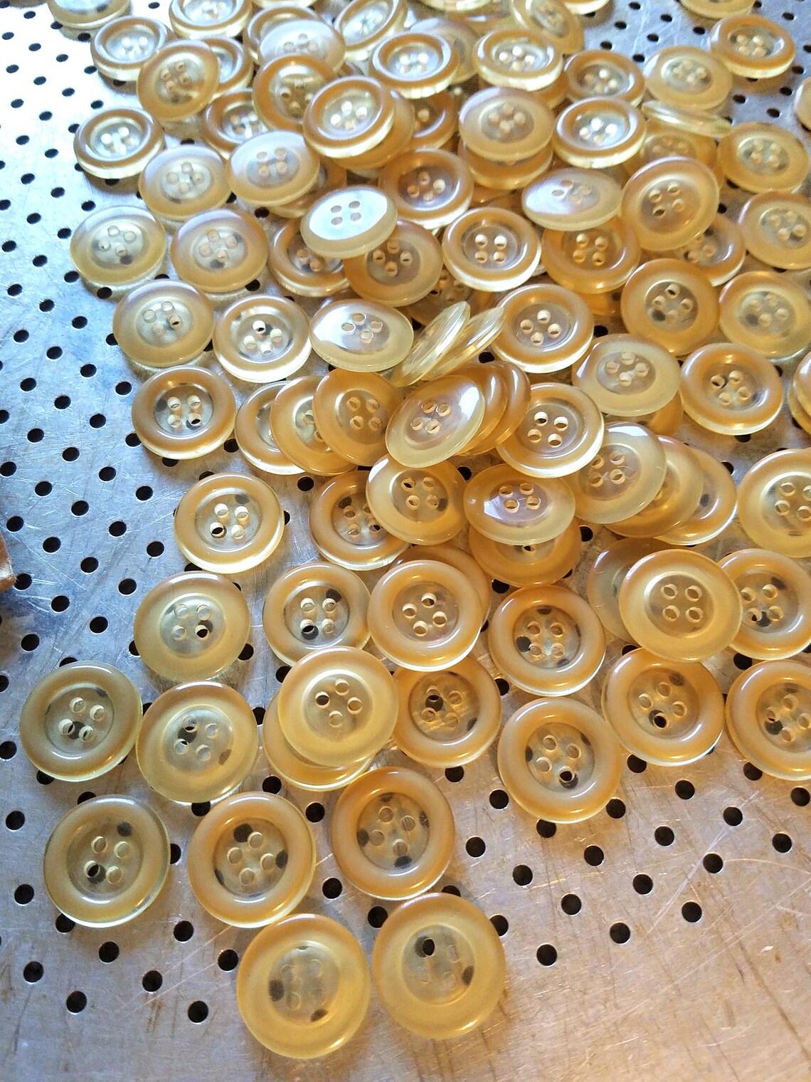 Buttons Bulk Beige Gold Tan 4 Eye Old Stock VINTAGE 1 | Etsy