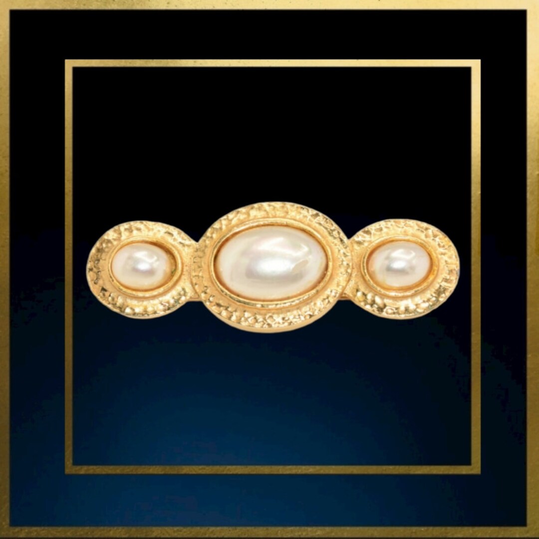Sphinx Jewellery Co Triple Tier Oval Cabouchon Faux Pearl Gold Plated ...