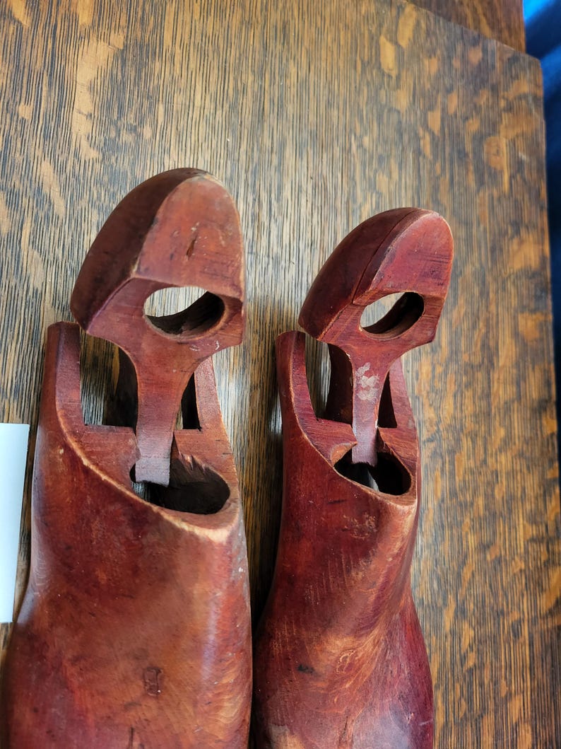 Antique Wood Shoe Lasts, Pair, Men’s 7B - Etsy