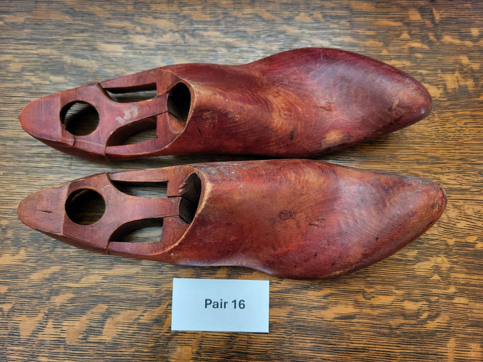 Antique Wood Shoe Lasts, Pair, Men’s 7B - Etsy