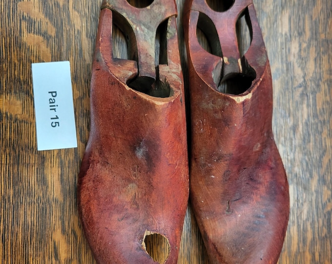 Antique Wood Shoe Lasts, Pair, Men’s 7C - Etsy