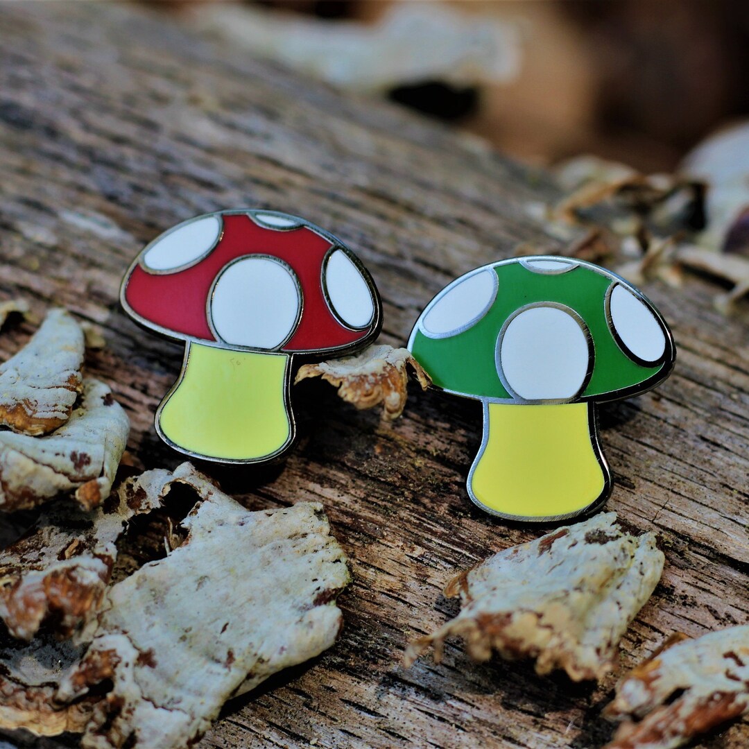 Mushroom Emoji Trippy Pin Mario / Retro Gamer / Nintendo Fan Pin Enamel ...