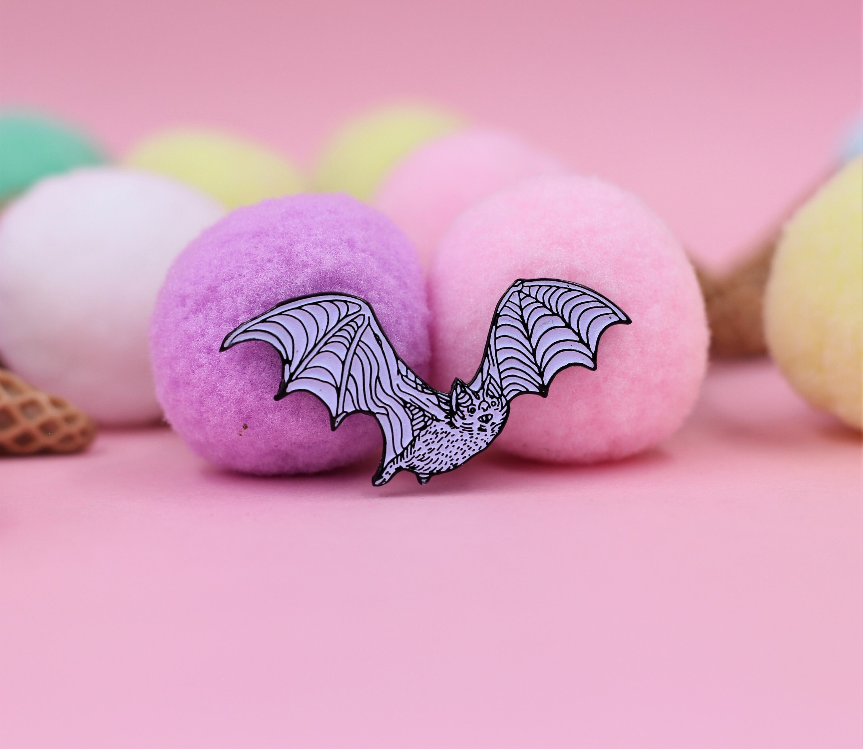 Bat Enamel Pin Glow-in-the-dark White Bat Lapel Pin Cute - Etsy