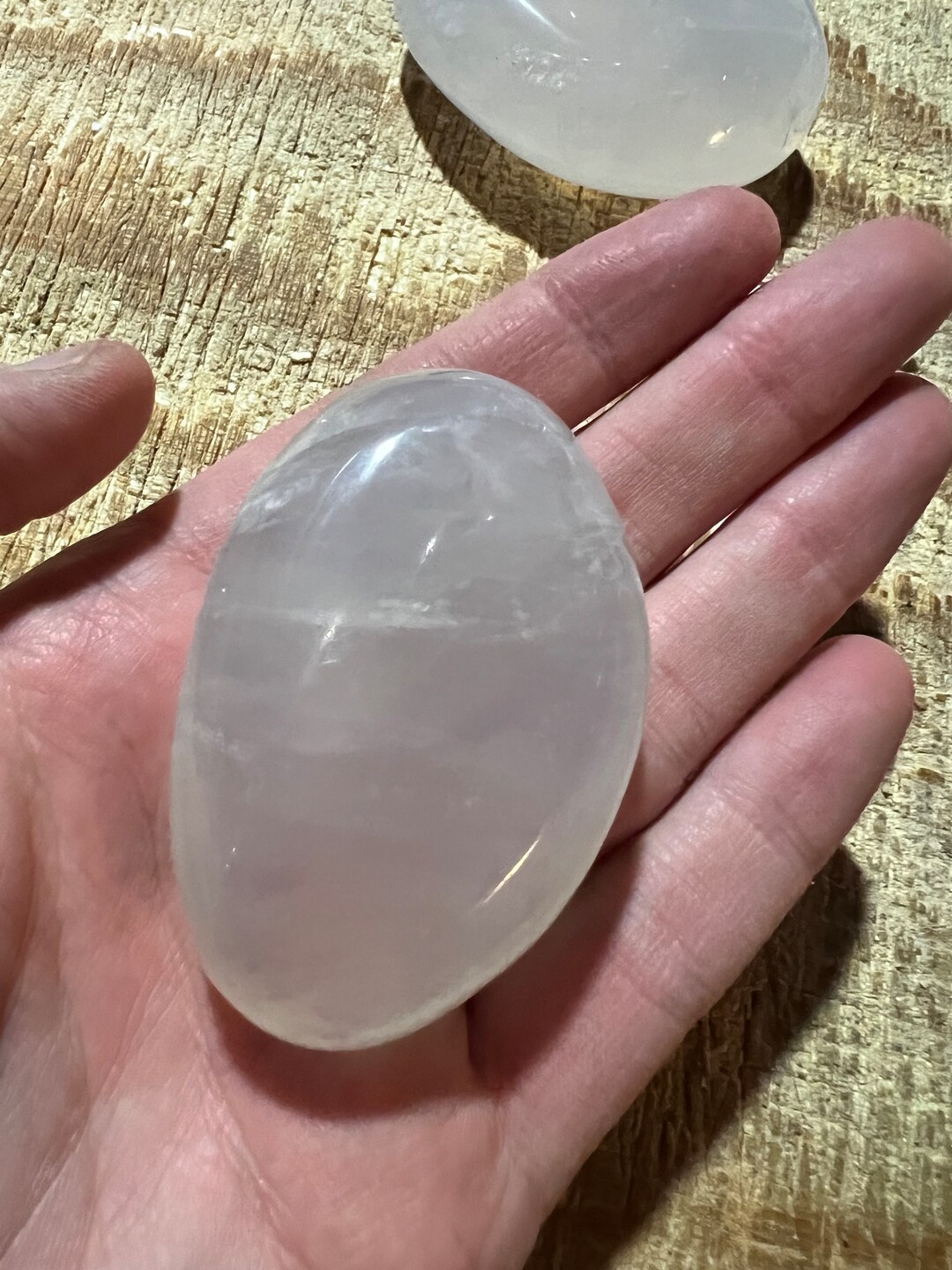 Free Selenite Plate With Blue Rose Quartz Palm Stone , Gallet. Size: 1. ...