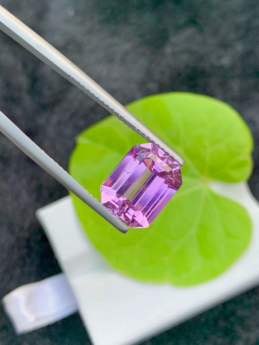 Deep Lilac Kunzite Gemstone: 6.45 CT Emerald Cut, Flawless - Etsy