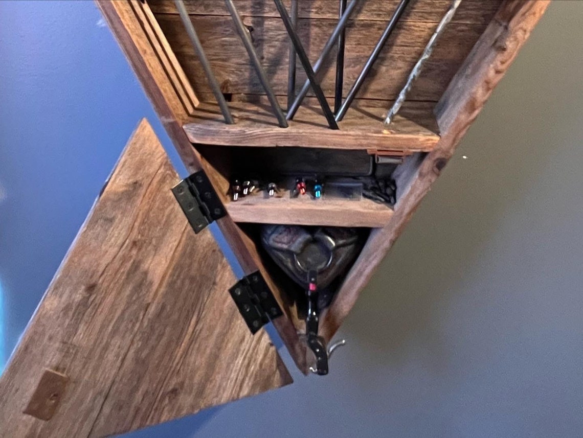 Rustic Reclaimed Weathered Wood Bow & Arrow Display Rack - Etsy