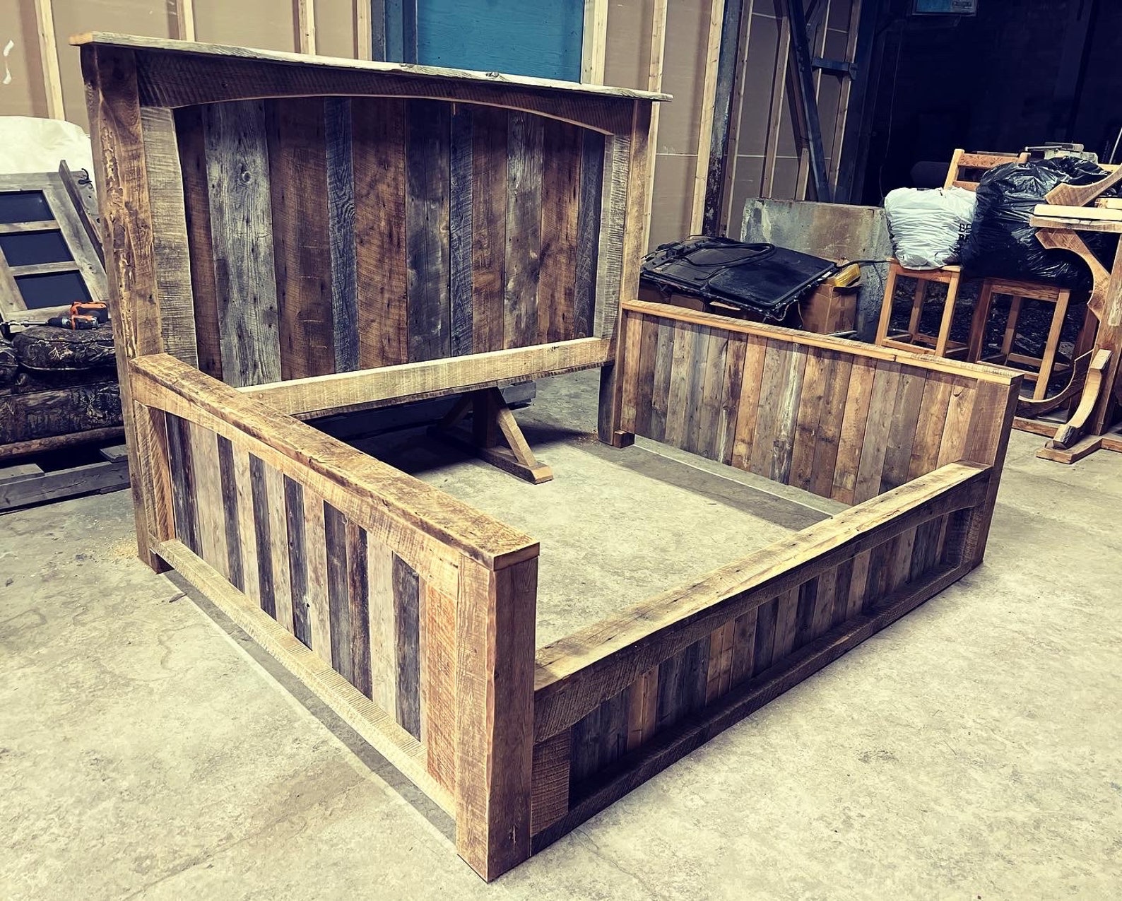 Reclaimed Rustic Barnwood Daybed, Reclaimed Distressed Rustic Bedroom ...