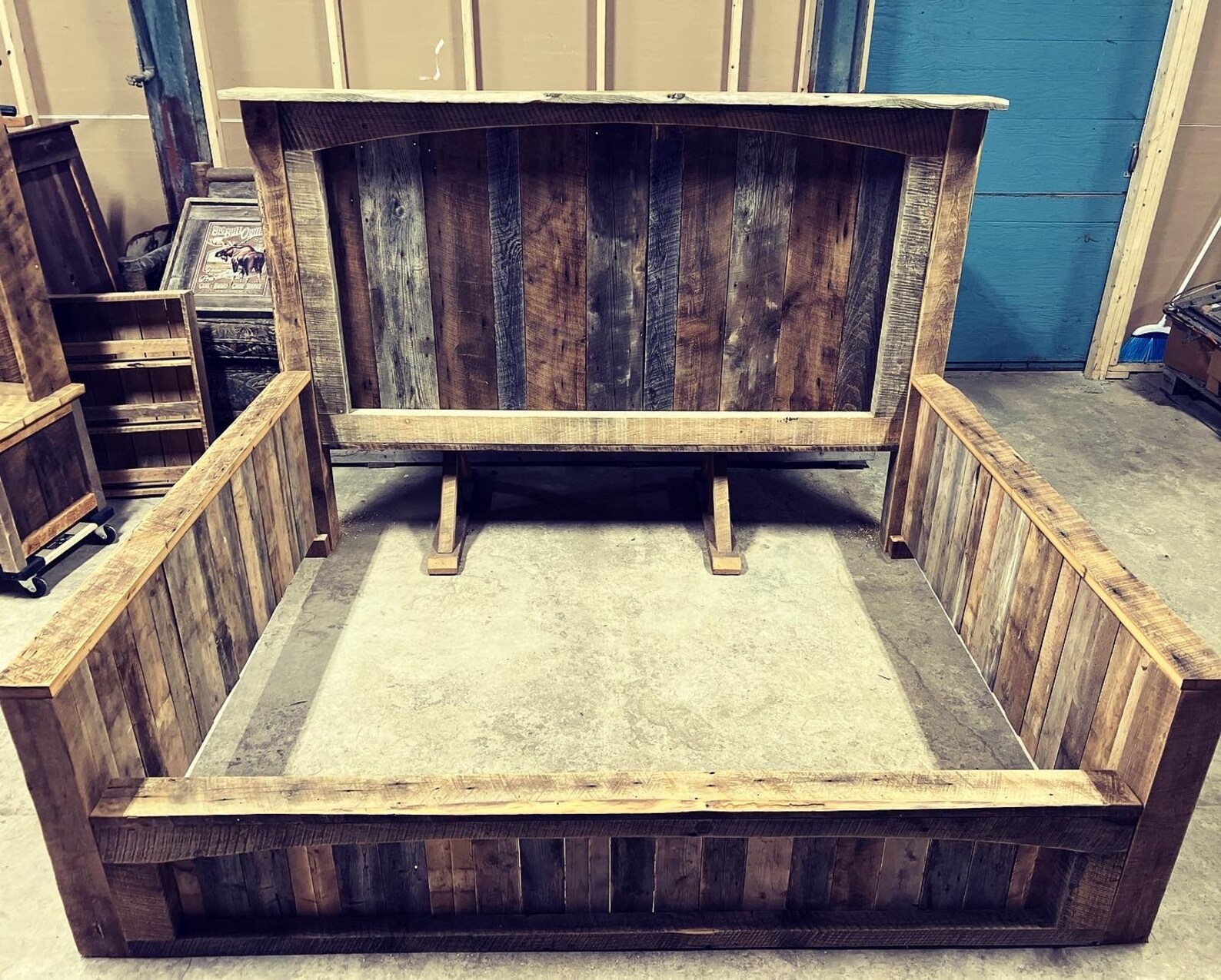 Reclaimed Rustic Barnwood Daybed, Reclaimed Distressed Rustic Bedroom ...