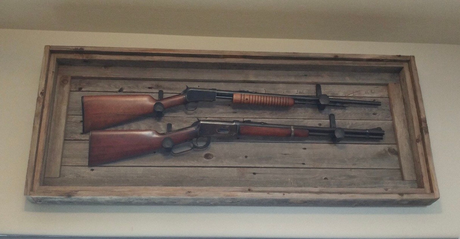 Rustic Dual Gun Rack, Reclaimed Wood Gun Rack, Railroad Spikes Gun ...