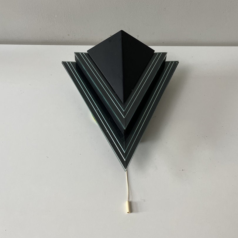 Vintage Memphis Art Deco Triangular Wall Sconce - Sische German Design ...