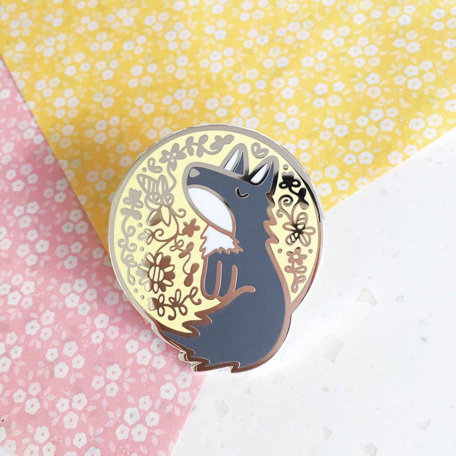 Moon Wolf Hard Enamel Pin Kawaii Wolf Lapel Pin, Cute Wolf Pin, Full ...