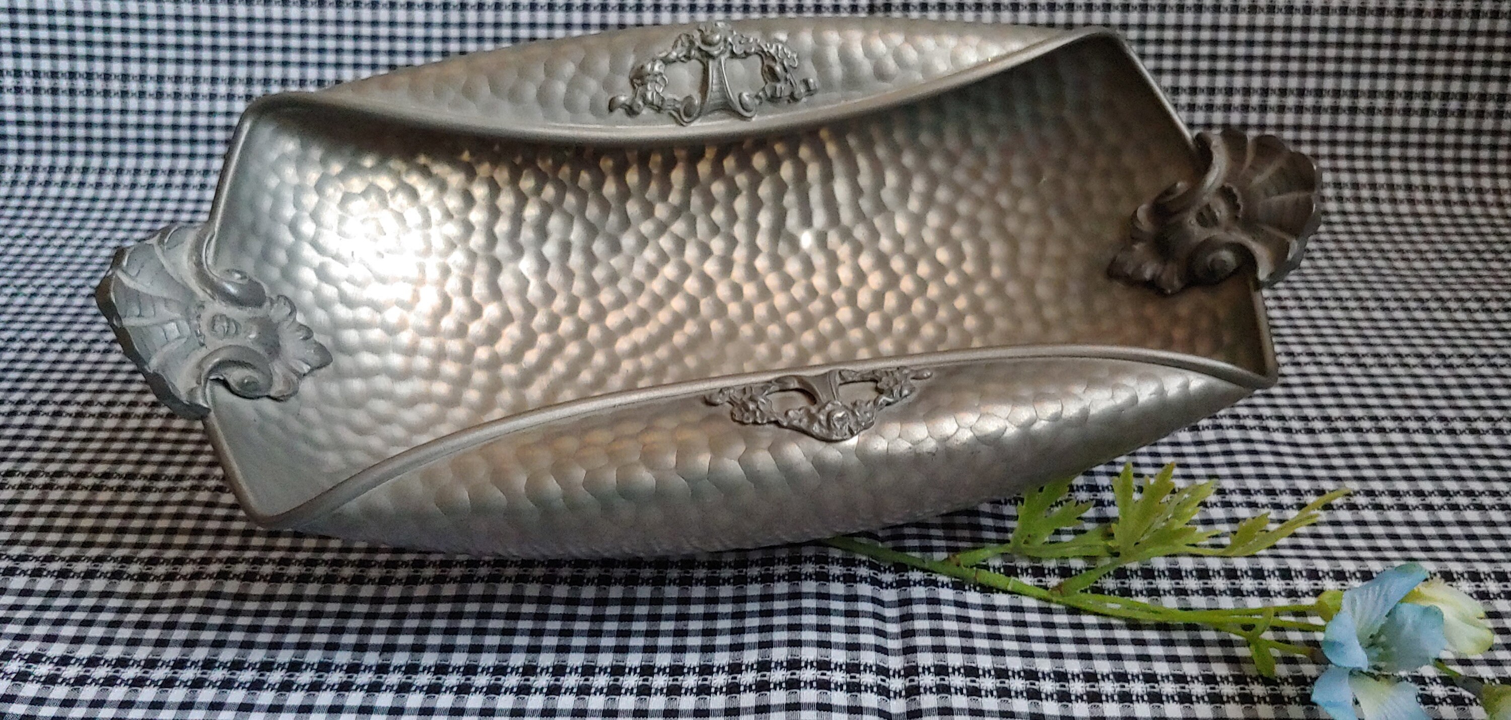 VINTAGE PEWTER POCKET TRAY - Etsy