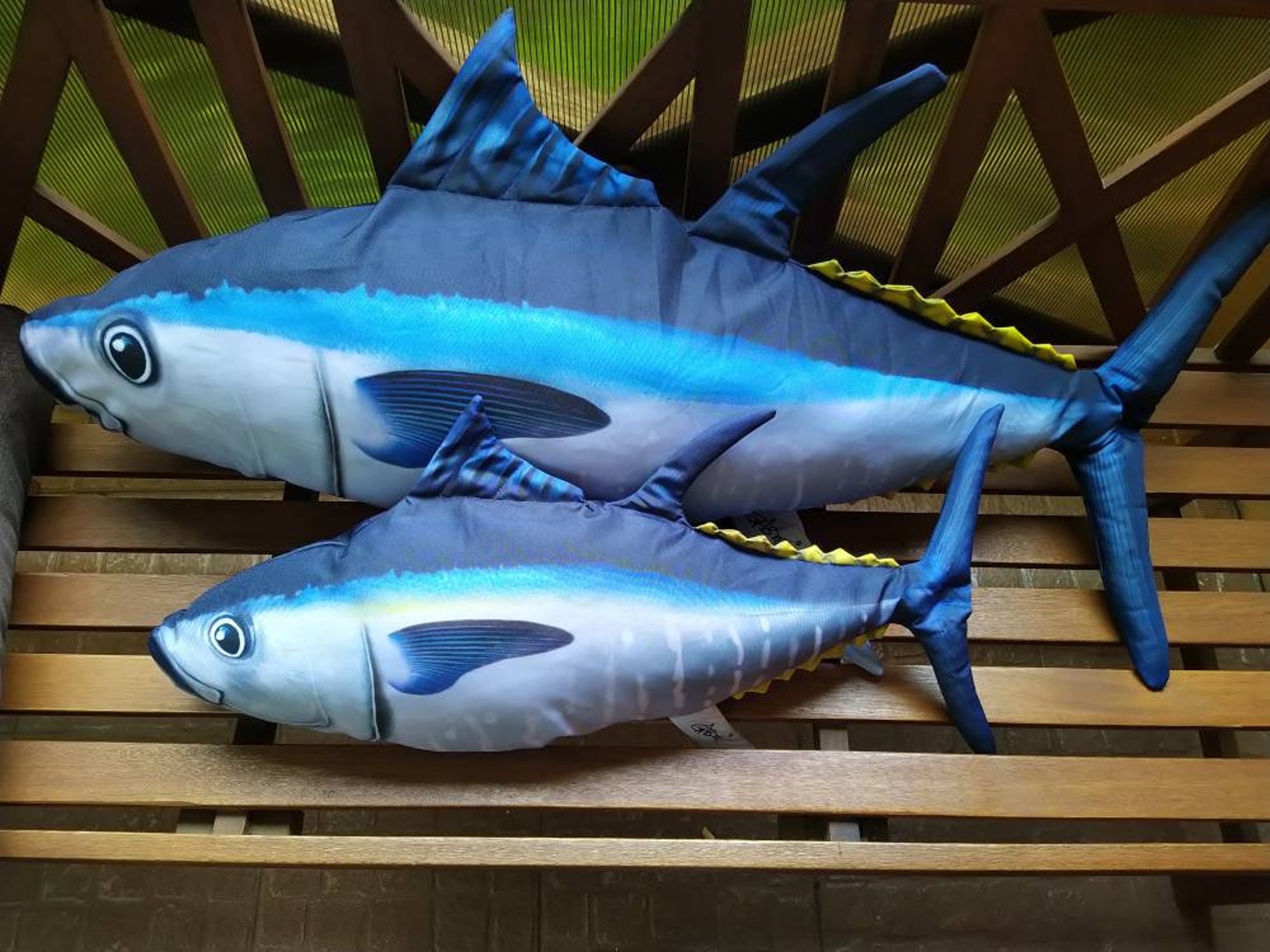 Fish Pillow the Giant ATLANTIC BLUEFIN TUNA (thunnus Thunnus) Neck ...