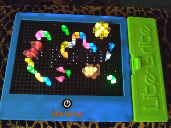Mattel Lite-brite Magic Screen 150pcs - Etsy