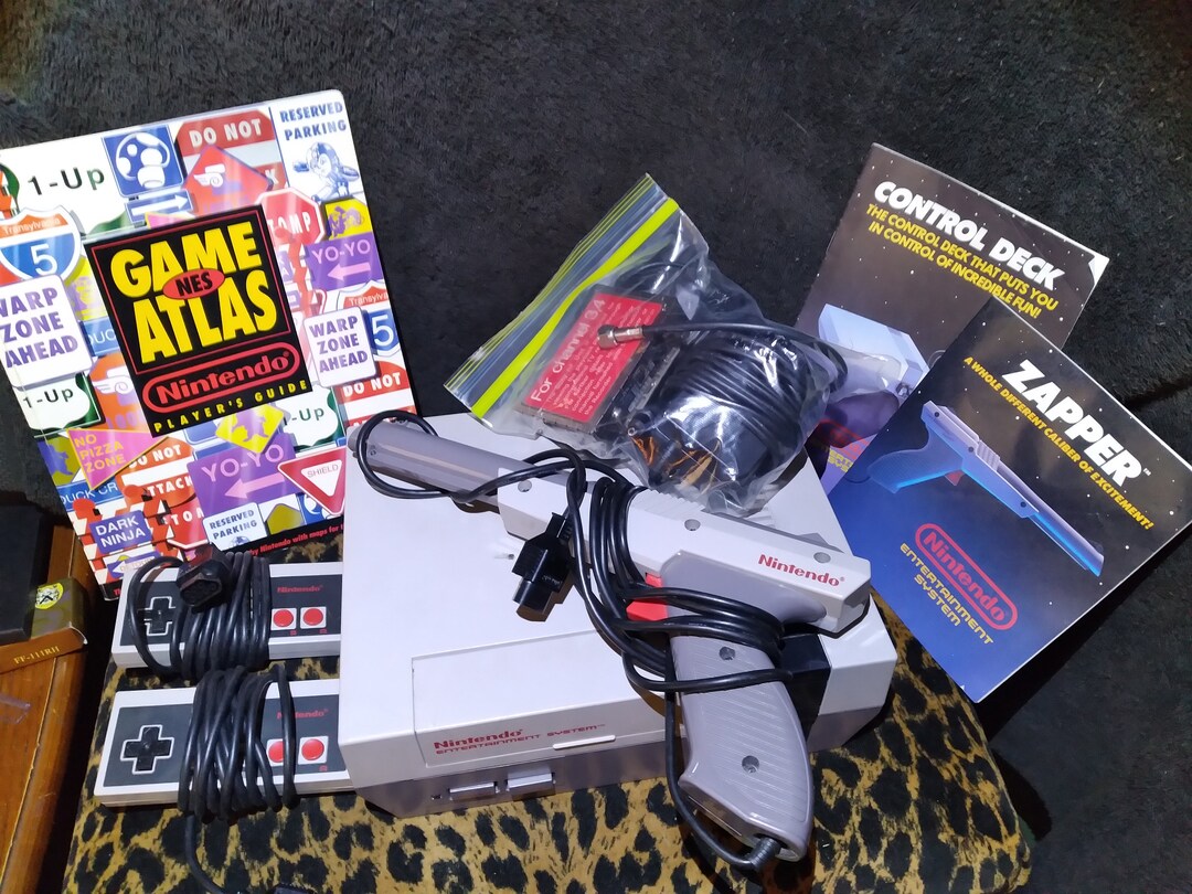 Nintendo NES System Console With Super Mario Duck Hunt Top Gun Bases ...