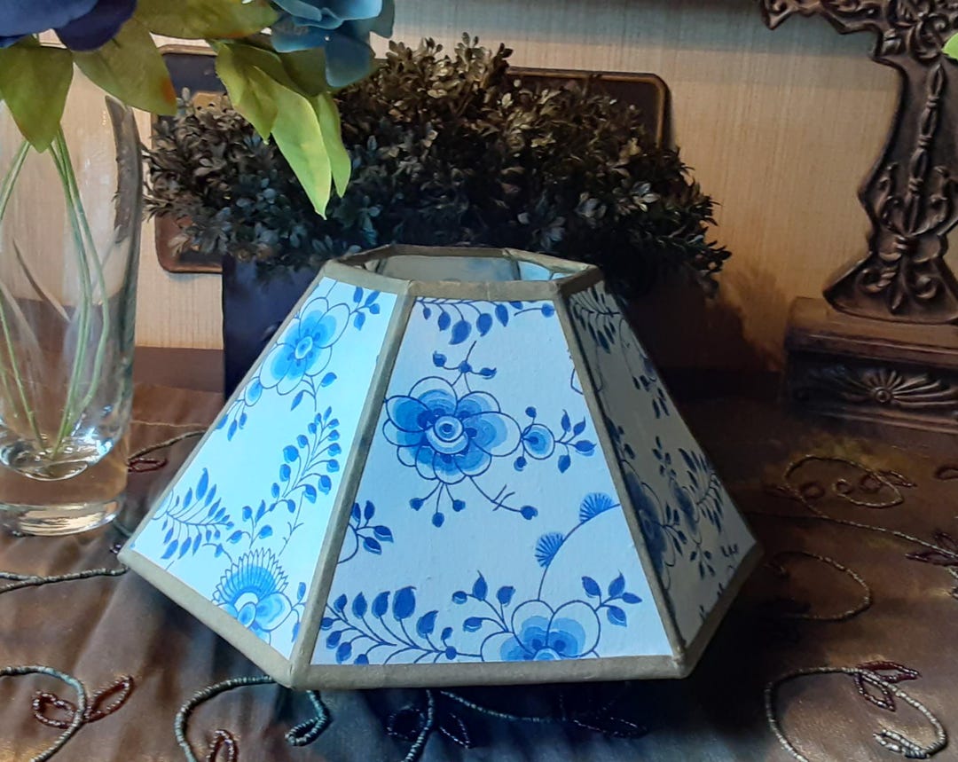 Vintage Delft Blue and White Floral Hurricane Lamp Shade Oil Lamp Shade ...